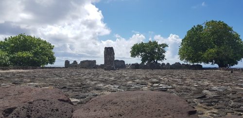 Marae, the ceremonial complexes of Polynesia - Triptahiti